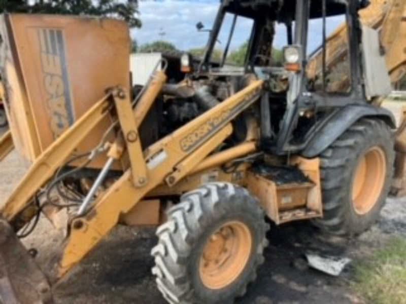 Lot 1 - CASE 580SK - Burnt out Tractor | AuctionsPlus