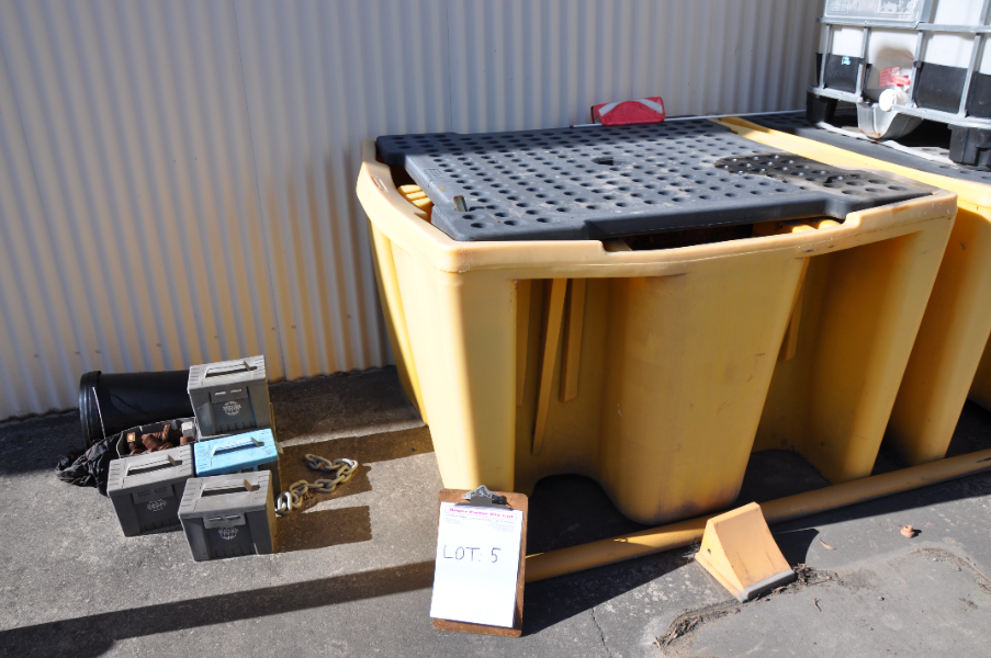 Lot 5 - 1000 Litre 'Oil Bund' | AuctionsPlus