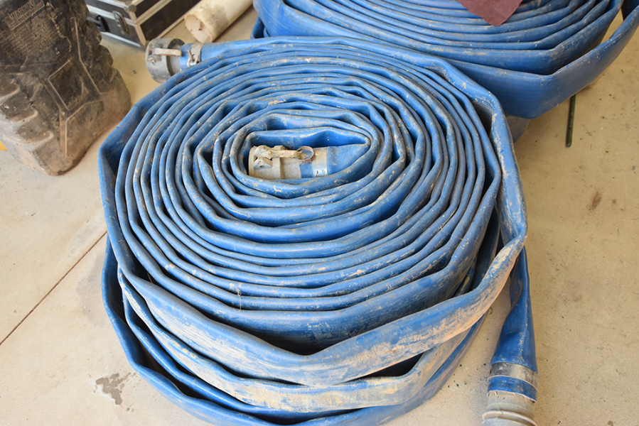 Lot 113 - Approx 25m x 80mm Heavy Duty Bore Hole Lay Flat Hose ...