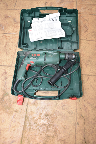Lot 209 - Bosch PSB700-2RE Electric Drill | AuctionsPlus