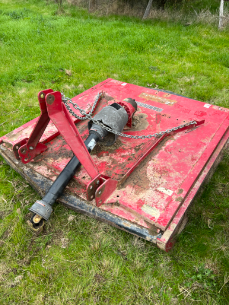 LOT 4 - 6ft Slasher | AuctionsPlus