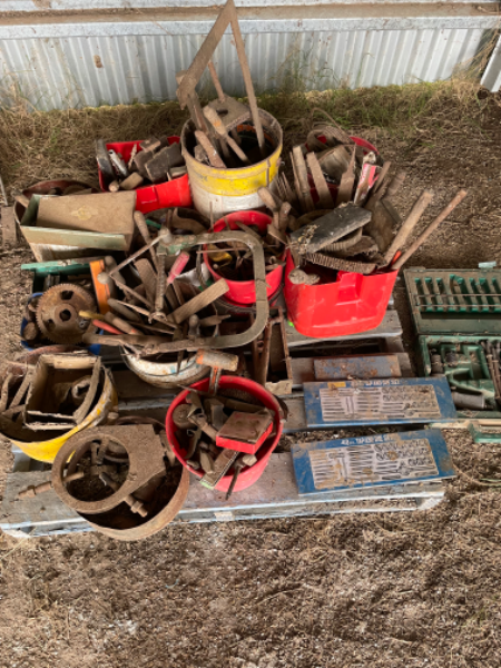 lot 46 - Assorted tools | AuctionsPlus