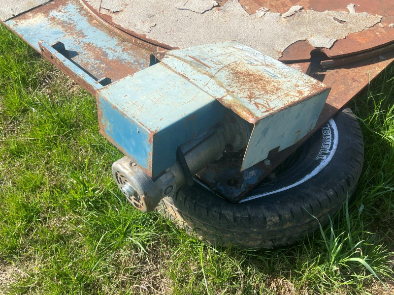 Lot 44 - PALLET WRAPPING TURNTABLE | AuctionsPlus