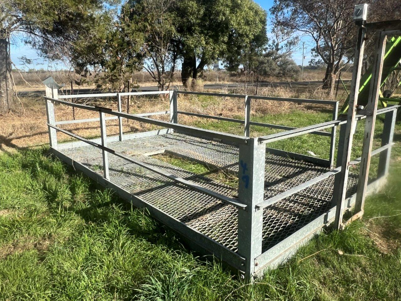 Lot 49 - BUCKET ELEVATOR PLATFORM | AuctionsPlus