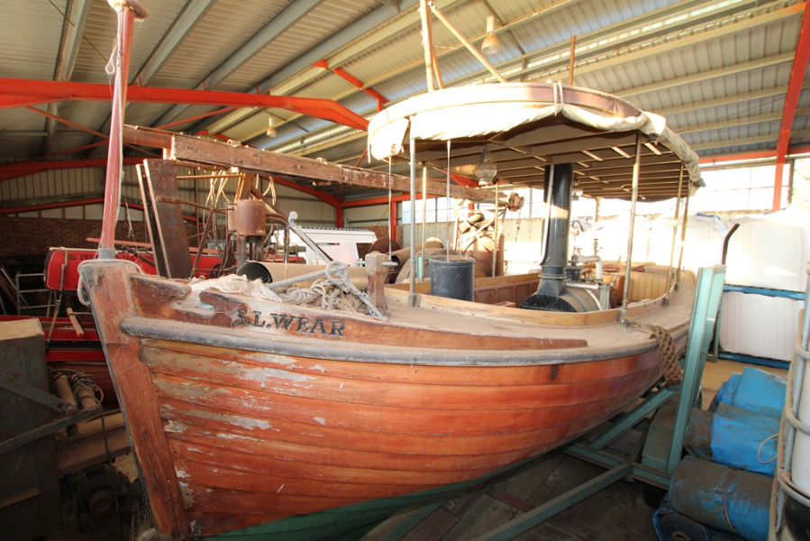 Lot 1 - SL Wear Steam Launch Boat | AuctionsPlus