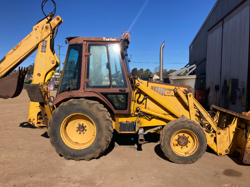Lot 10 - 'CASE' BACKHOE | AuctionsPlus