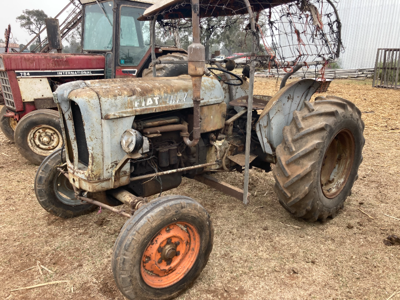 Lot 25 - 'FIAT' 411R GREY TRACTOR | AuctionsPlus