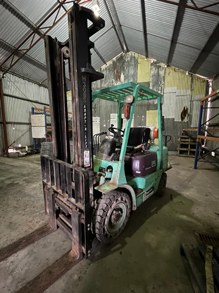 Lot 84 - Mitsubishi Forklift | AuctionsPlus
