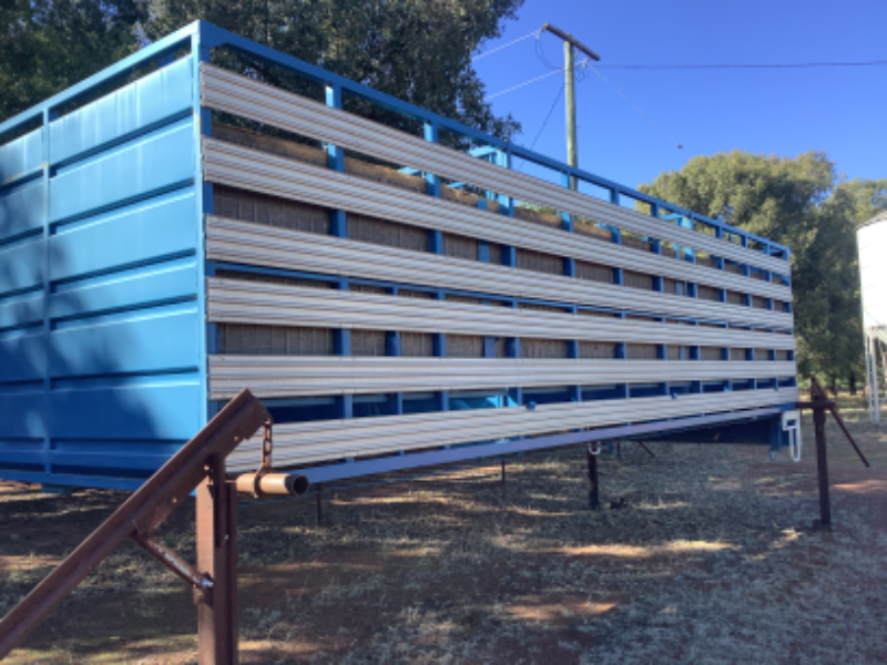 Lot 142 - Duncan Sheep and Cattle float | AuctionsPlus