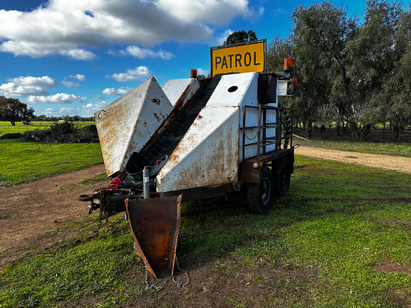 Lot 29 - 1996 Paveline Patchmobile | AuctionsPlus