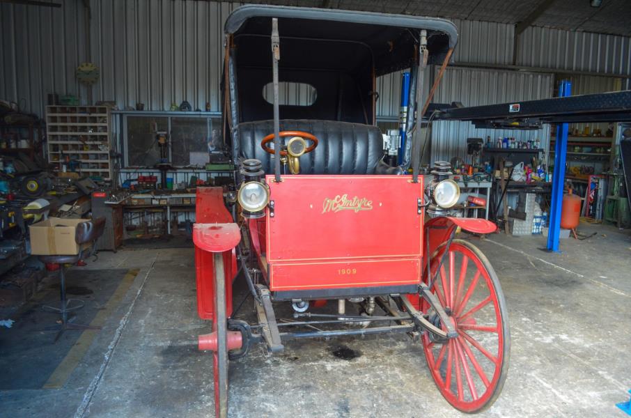 Lot 1 - 1909 McIntyre High Wheel Car | AuctionsPlus