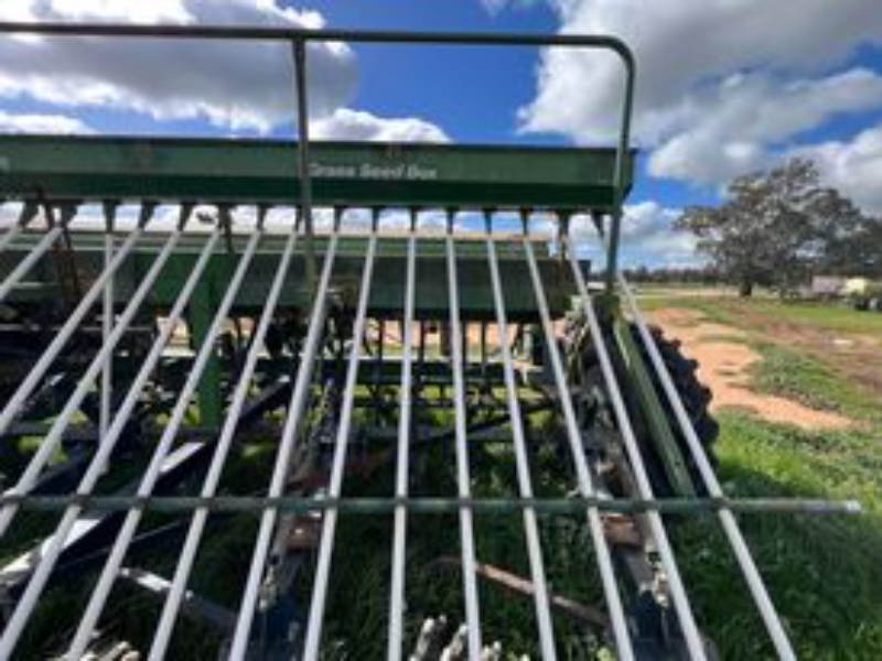 Lot 57 - JOHN SHEARER COMBINE | AuctionsPlus