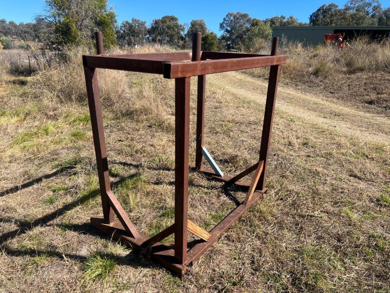 Lot 14 - BULKA BAG LIFTER | AuctionsPlus
