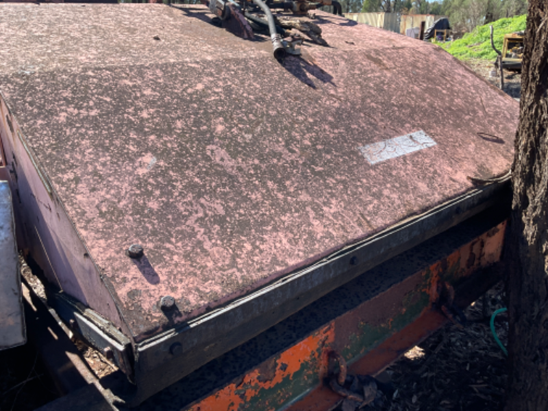 Lot 8 - Bobcat street sweeper | AuctionsPlus