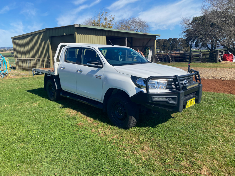 Lot 25 - Toyota Hilux dual cab 4wd ute (no reserve) | AuctionsPlus