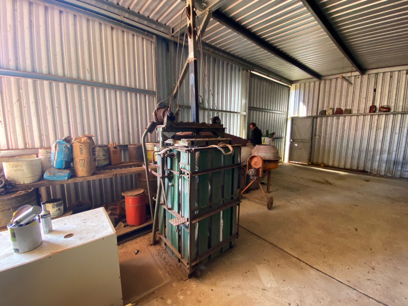 Lot 112 - Sunbeam Cooper wool press | AuctionsPlus