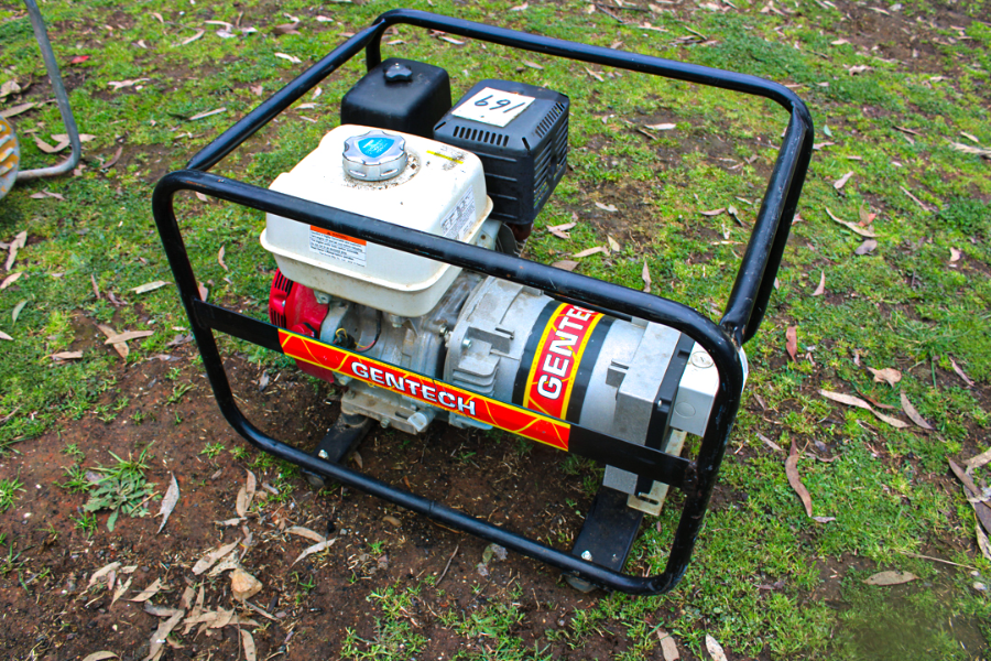 Lot 169 - Honda GX 340 Generator | AuctionsPlus