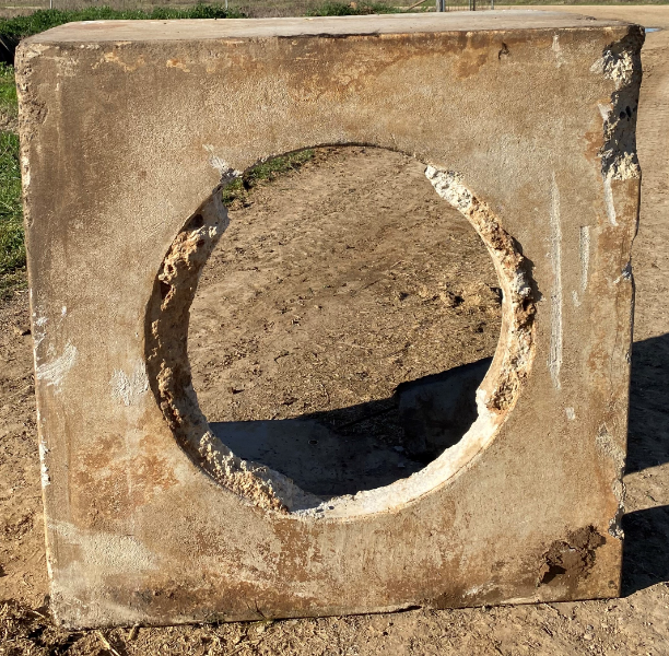 Lot 43 - Concrete Shroud | AuctionsPlus