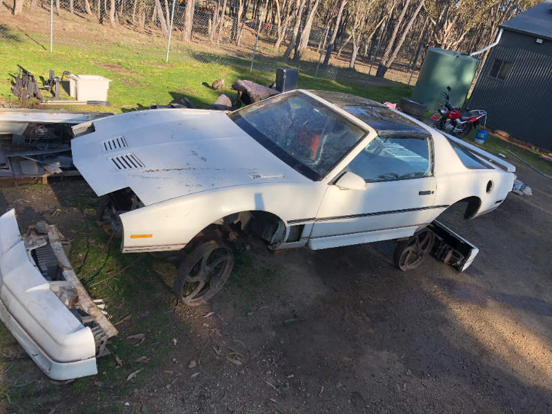 Lot 284 - Pontiac Firebird 1985 | AuctionsPlus
