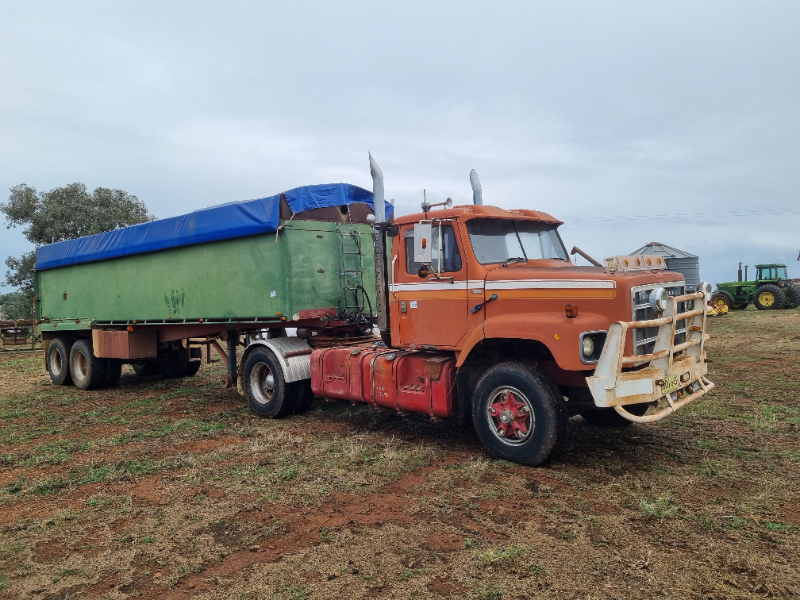 Lot 45 - International S-Line Primemover with Bogie axle steel tipper ...