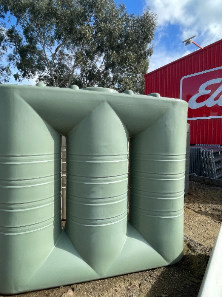 Lot 54 - TANK POLY MIST GREEN 3000L TSL BUSHMAN | AuctionsPlus