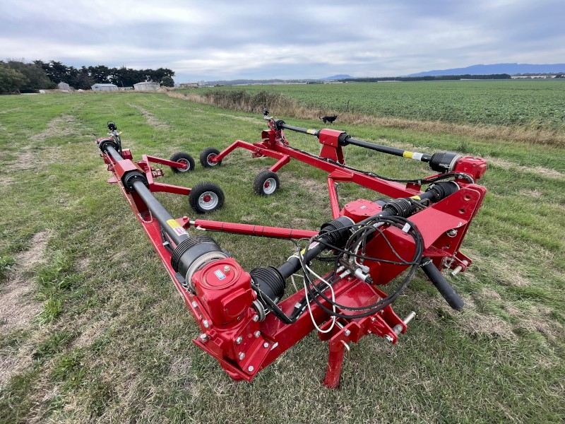 Lot 16 - 2020 Marcrest 2132 Powerlinx Twin Baler Hitch | AuctionsPlus