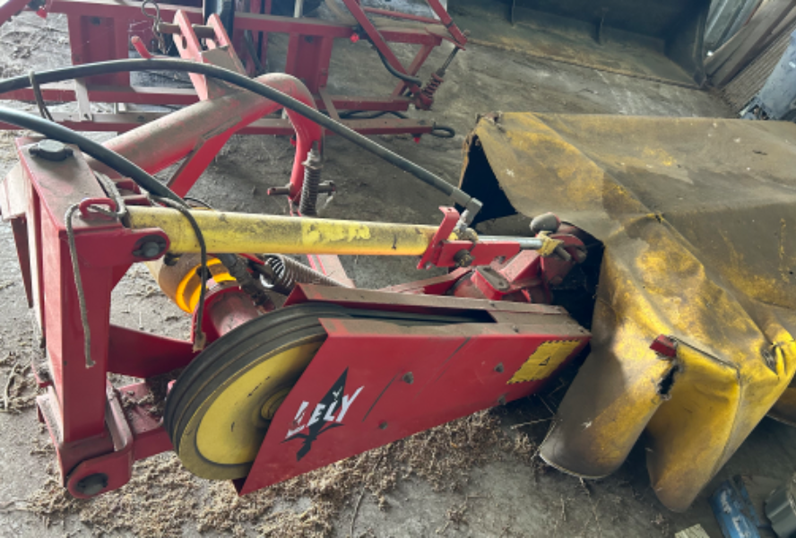 Lot 28 - Lely hay mower | AuctionsPlus