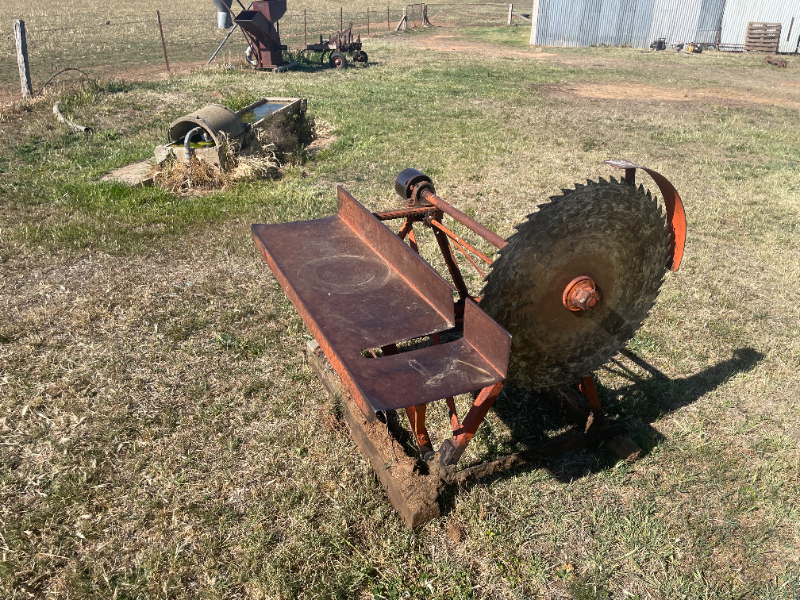 Lot 14 - Collins Bros Circular Saw | AuctionsPlus