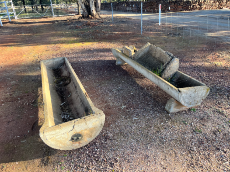 Lot 110 - Assorted Troughs | AuctionsPlus
