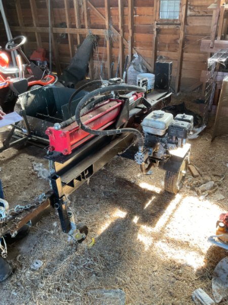 Lot 143 - Log splitter | AuctionsPlus