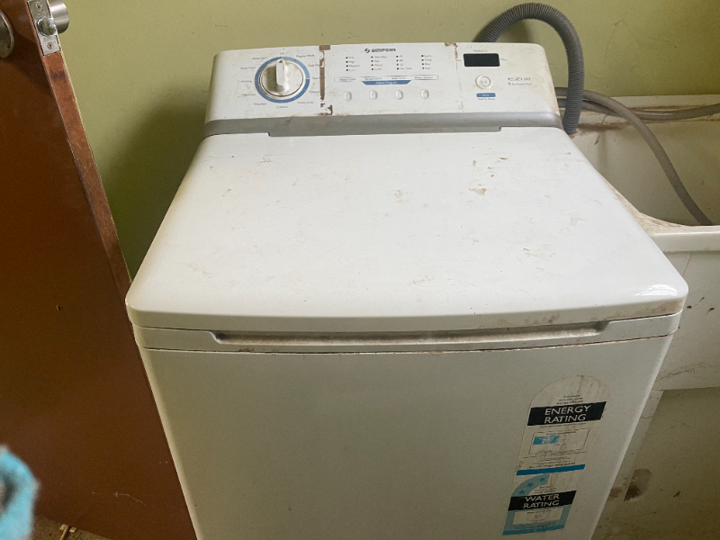 Lot 251 - Simpson 6kg washing machine | AuctionsPlus