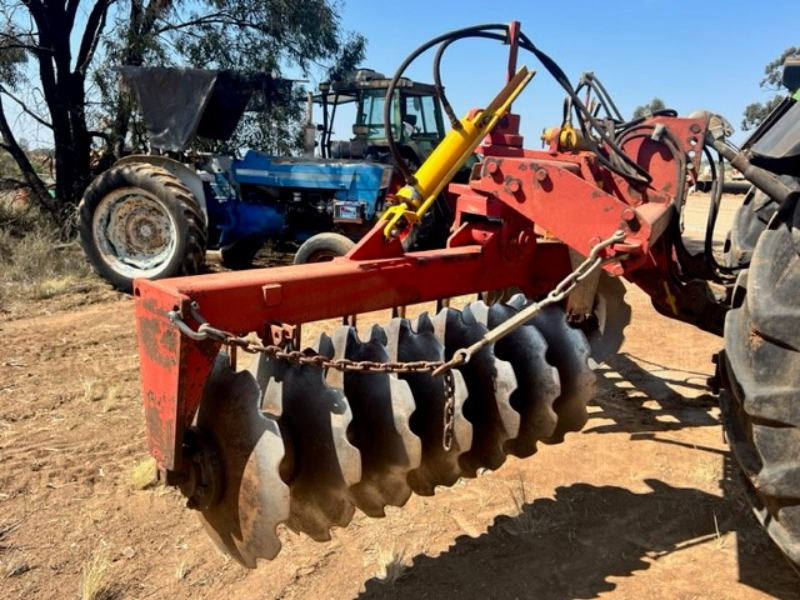 Lot 55 - Disc Banker | AuctionsPlus