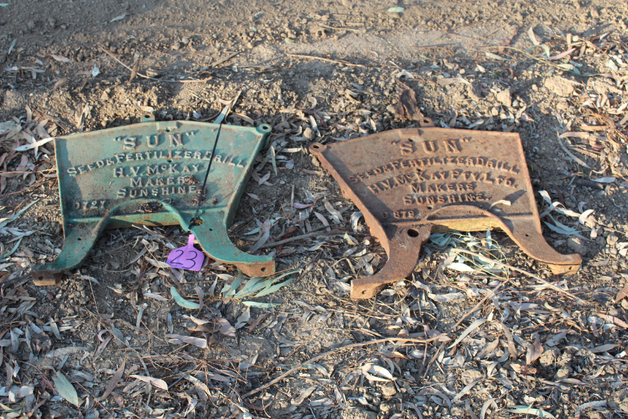 Lot 23 - HV McKay Sunshine Combine Ends | AuctionsPlus