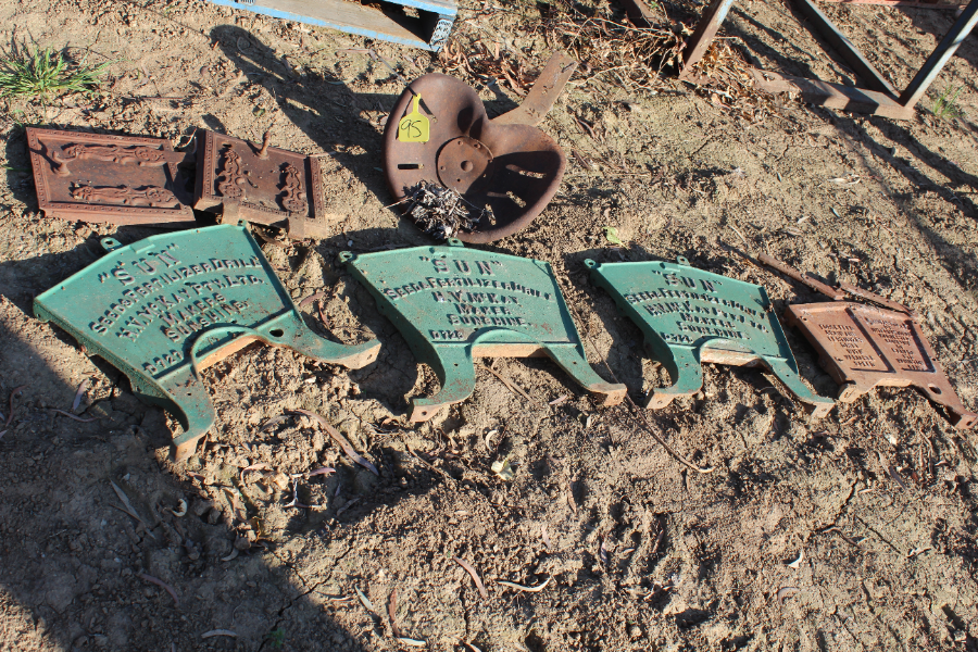 Lot 95 - HV McKay Sunshine Combine Ends & Antiques | AuctionsPlus