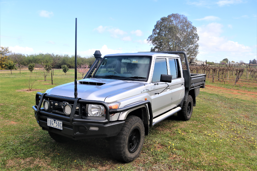 Lot 36 - 2021 Landcruiser GLX dual cab utility. | AuctionsPlus