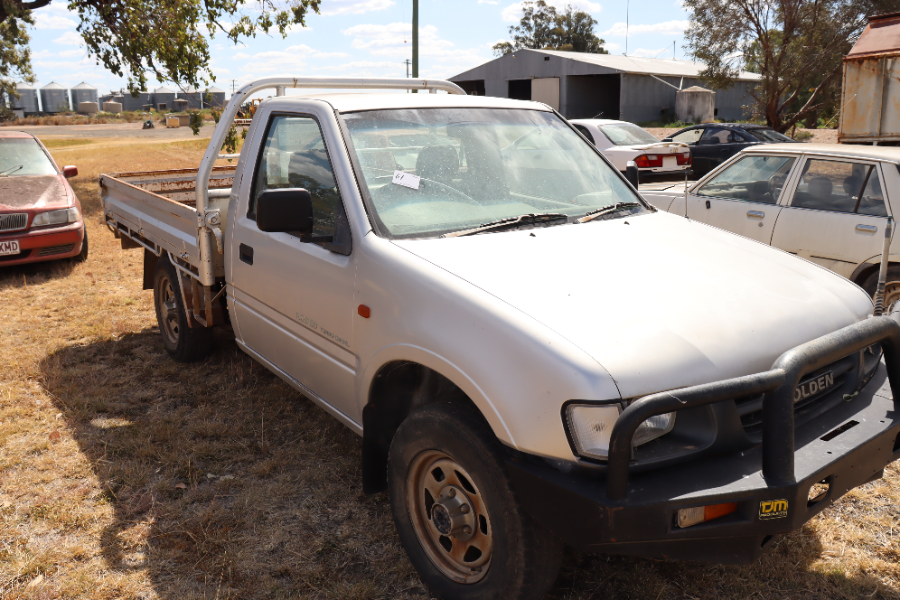 Lot 61 - 1999 Holden Rodeo Ute 4x4 Diesel 5 Speed | AuctionsPlus