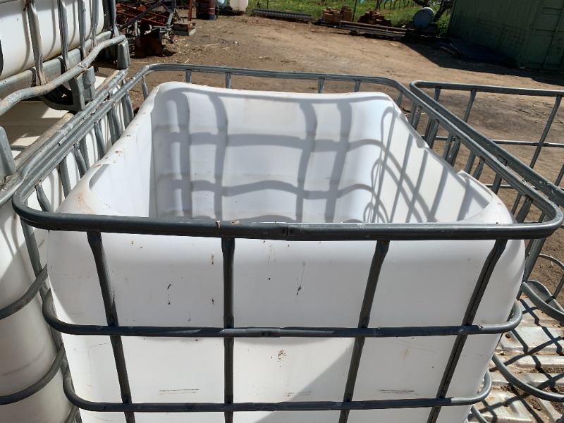 Lot 49 - 1 * IBC Pod Cut Out Plastic Tub | AuctionsPlus