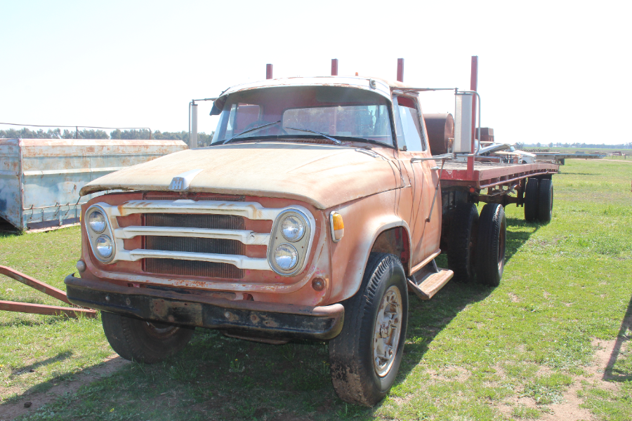 Lot 65 - AB180 International Truck | AuctionsPlus