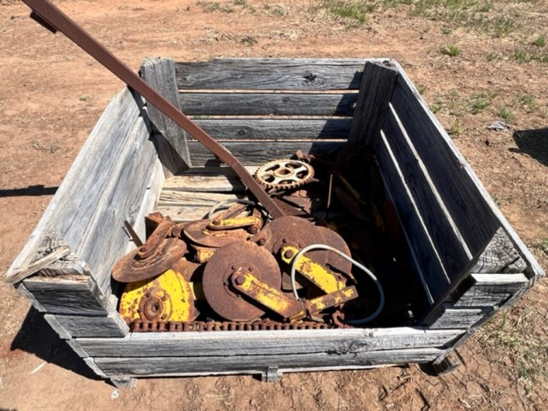 Lot 134 - Parts | AuctionsPlus