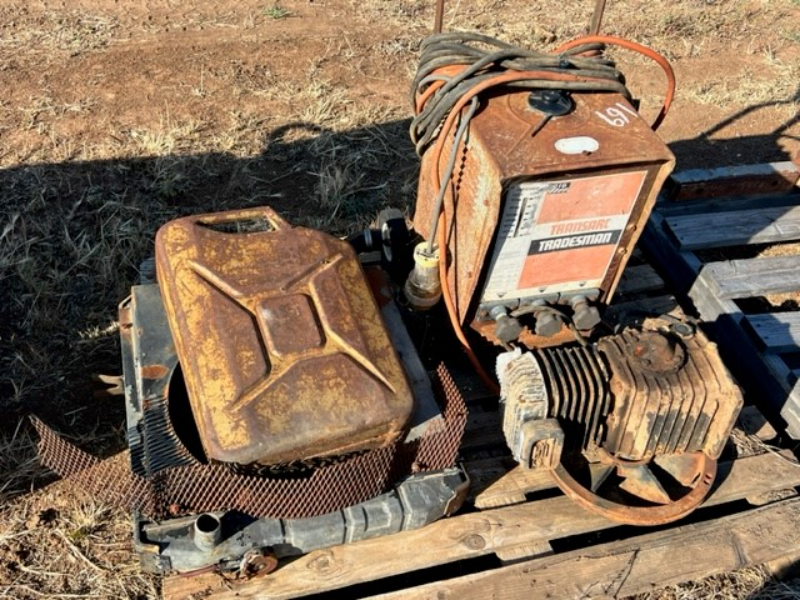 Lot 169 - Assorted Items | AuctionsPlus