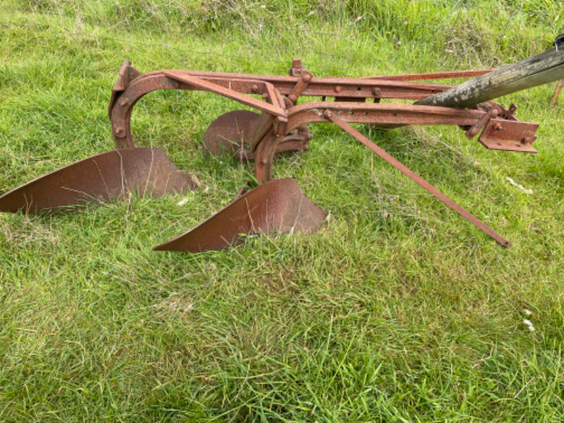 Lot 74 - Old 2 Furrow Plough | AuctionsPlus