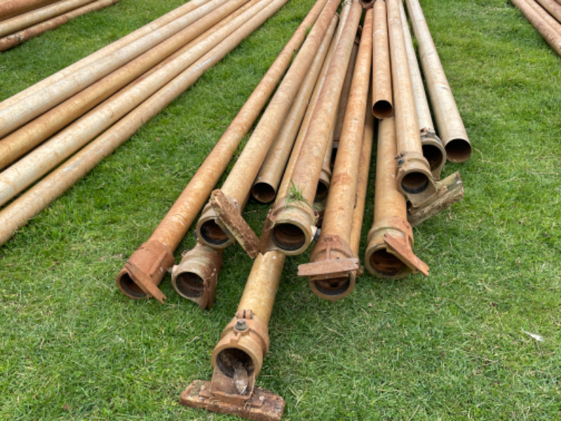 Lot 114 - Assorted 4in and 5in pipes | AuctionsPlus