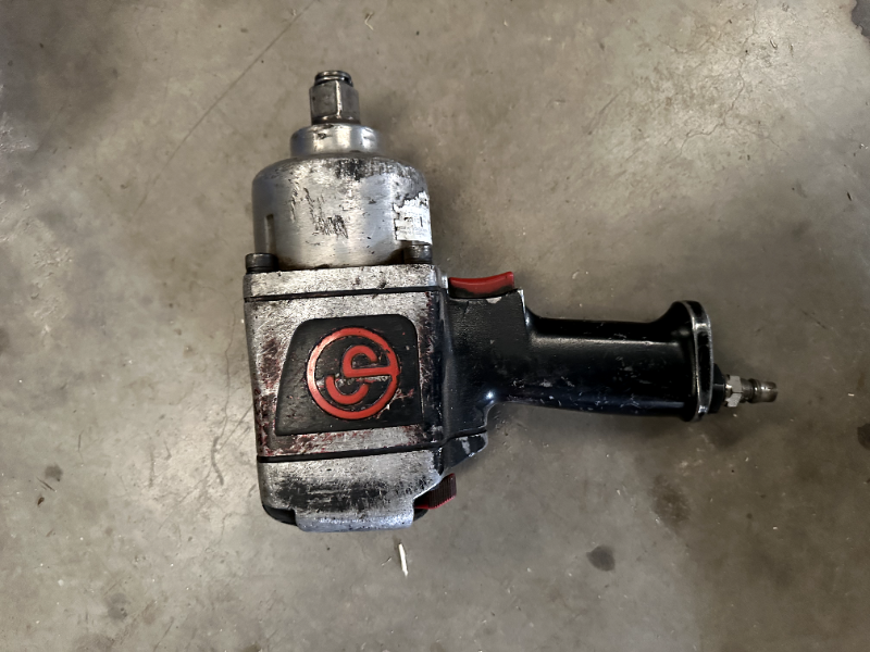 Lot 3 - Chicago Pneumatic 3/4 Drive Rattle gun | AuctionsPlus