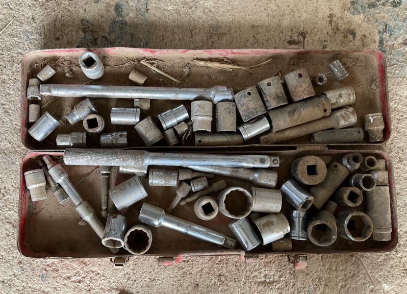 Lot 46 - Assorted 1/2 Inch Sockets | AuctionsPlus