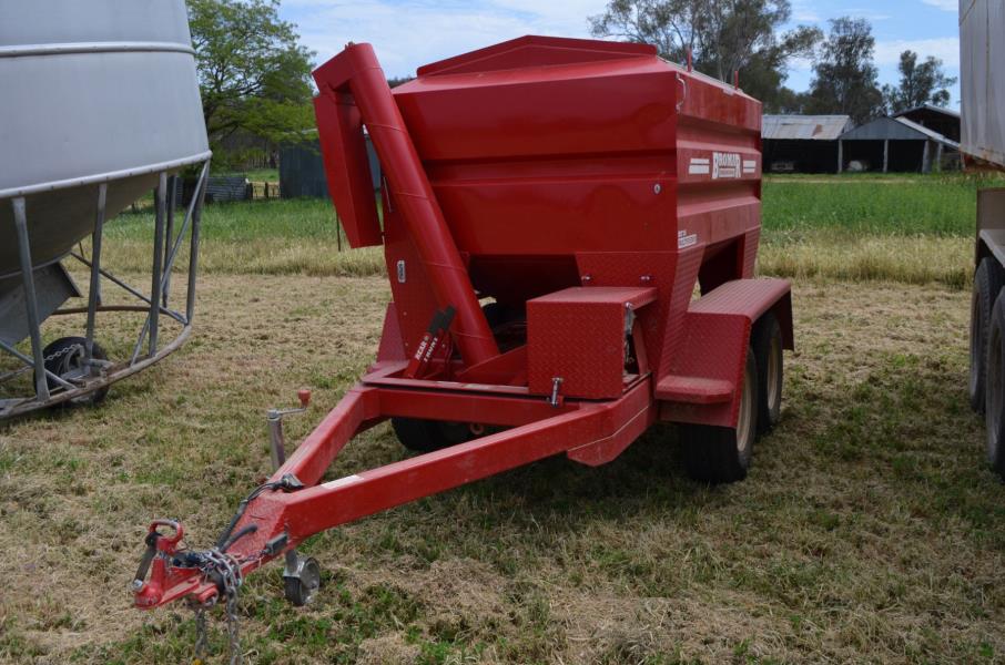 Lot 63 - Bromar Feed Cart with Honda GX 160 Motor | AuctionsPlus