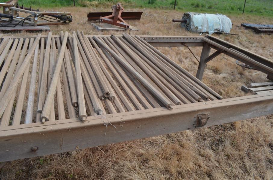 Lot 75 - Old Wooden Wool Table | AuctionsPlus