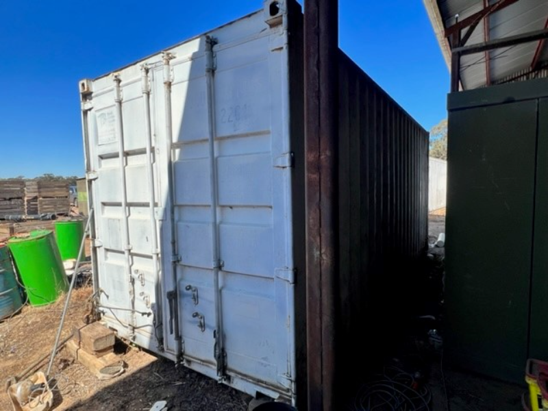 Lot 31 - Shipping Container | AuctionsPlus