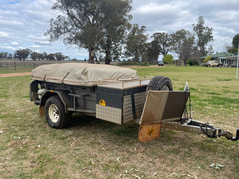 Lot 24 - Camper Trailer | AuctionsPlus