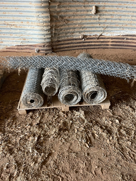 Lot 38 - Various wire rolls | AuctionsPlus
