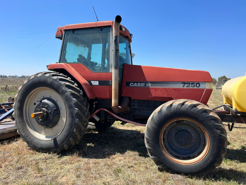 Lot 10 - Case 7250 Magnum Tractor | AuctionsPlus